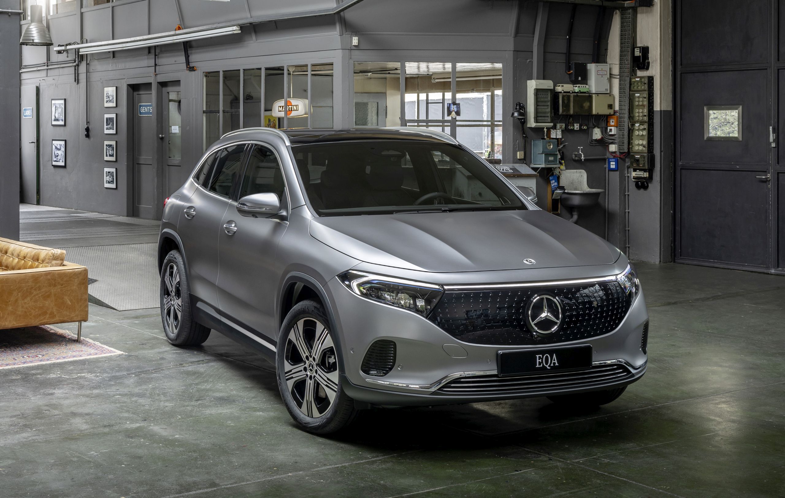 🔋2024 Mercedes EQA 250 Özellikler, Fiyat ve Karşılaştırmalar - Dolubatarya